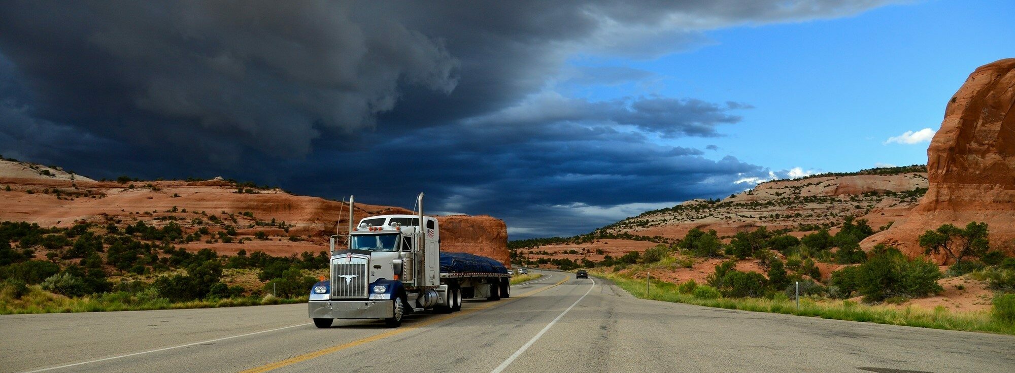 Utah Truck Accident Lawyer | ReshLaw